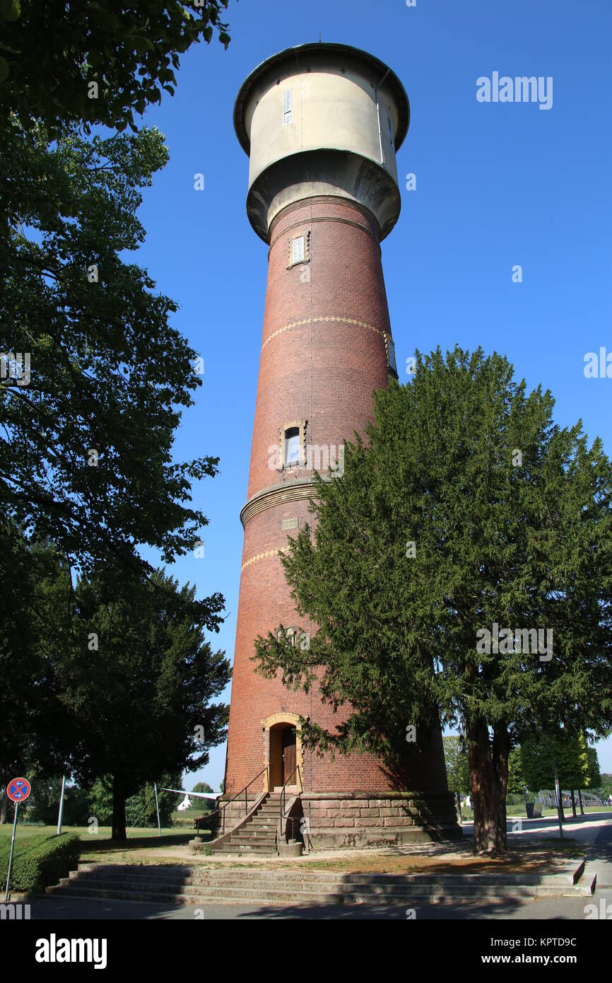 Extinguishing tower hi-res stock photography and images - Alamy