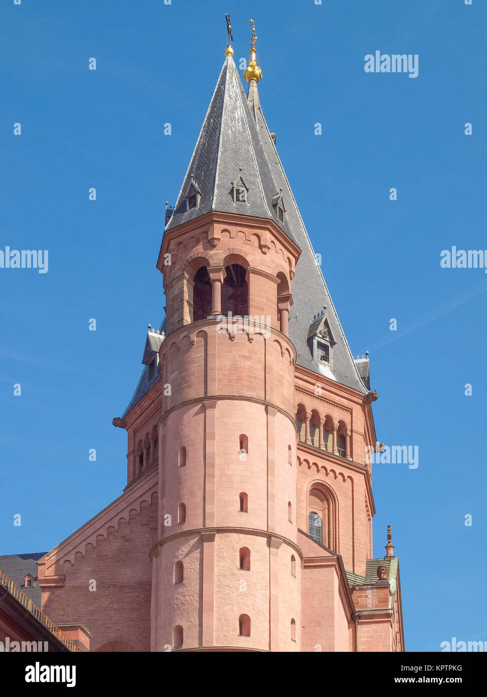 Mainzer Dom cathedral in Mainz in Germany Stock Photo - Alamy