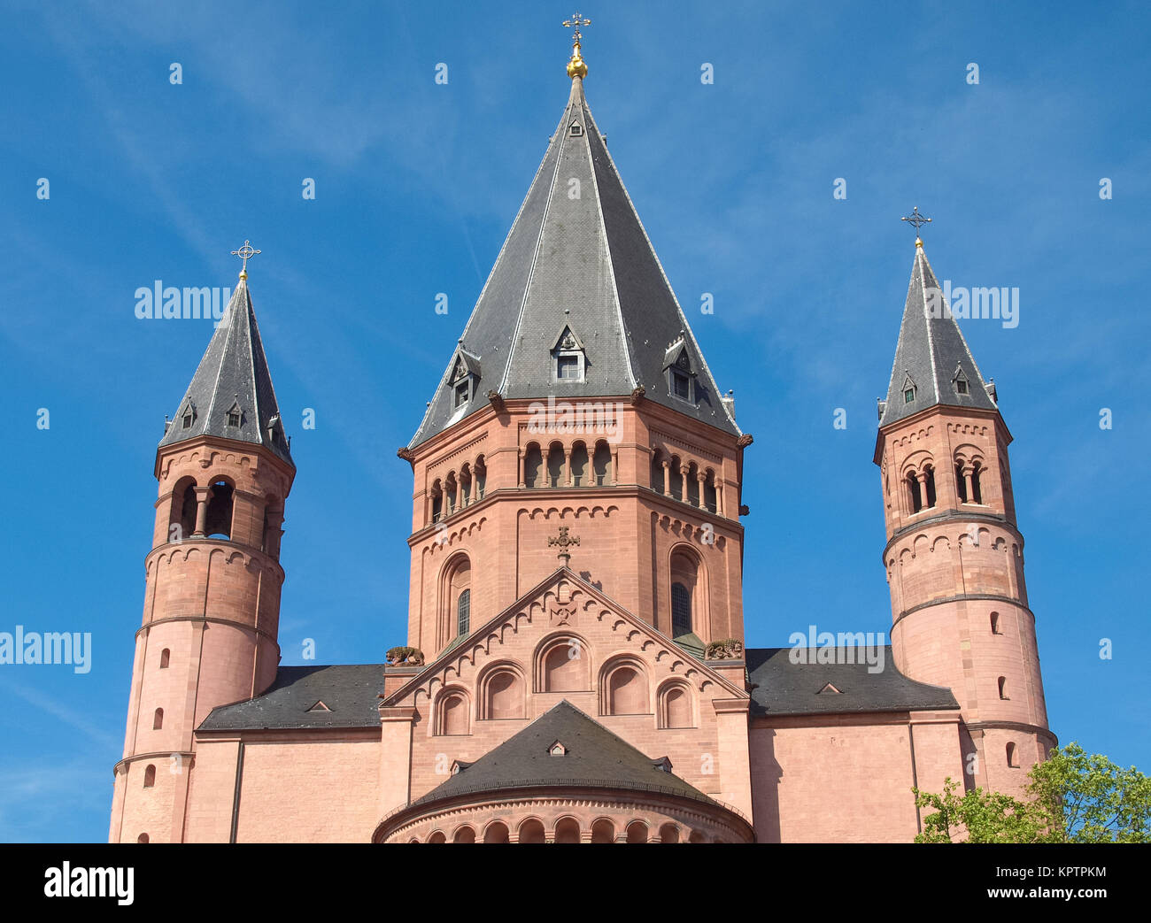 Mainzer dom cathedral hi-res stock photography and images - Alamy