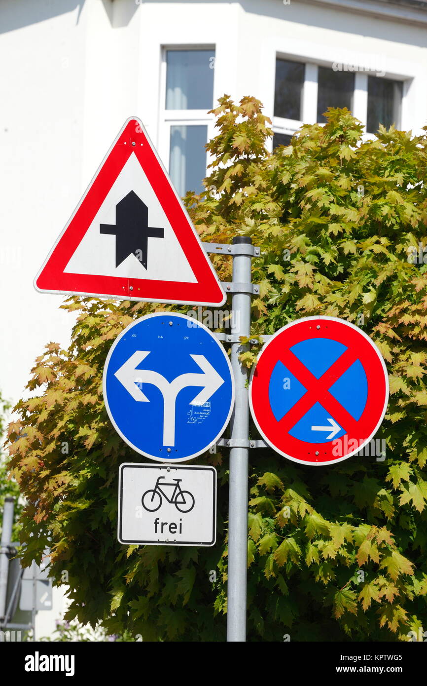 Forest traffic signs hi-res stock photography and images - Alamy