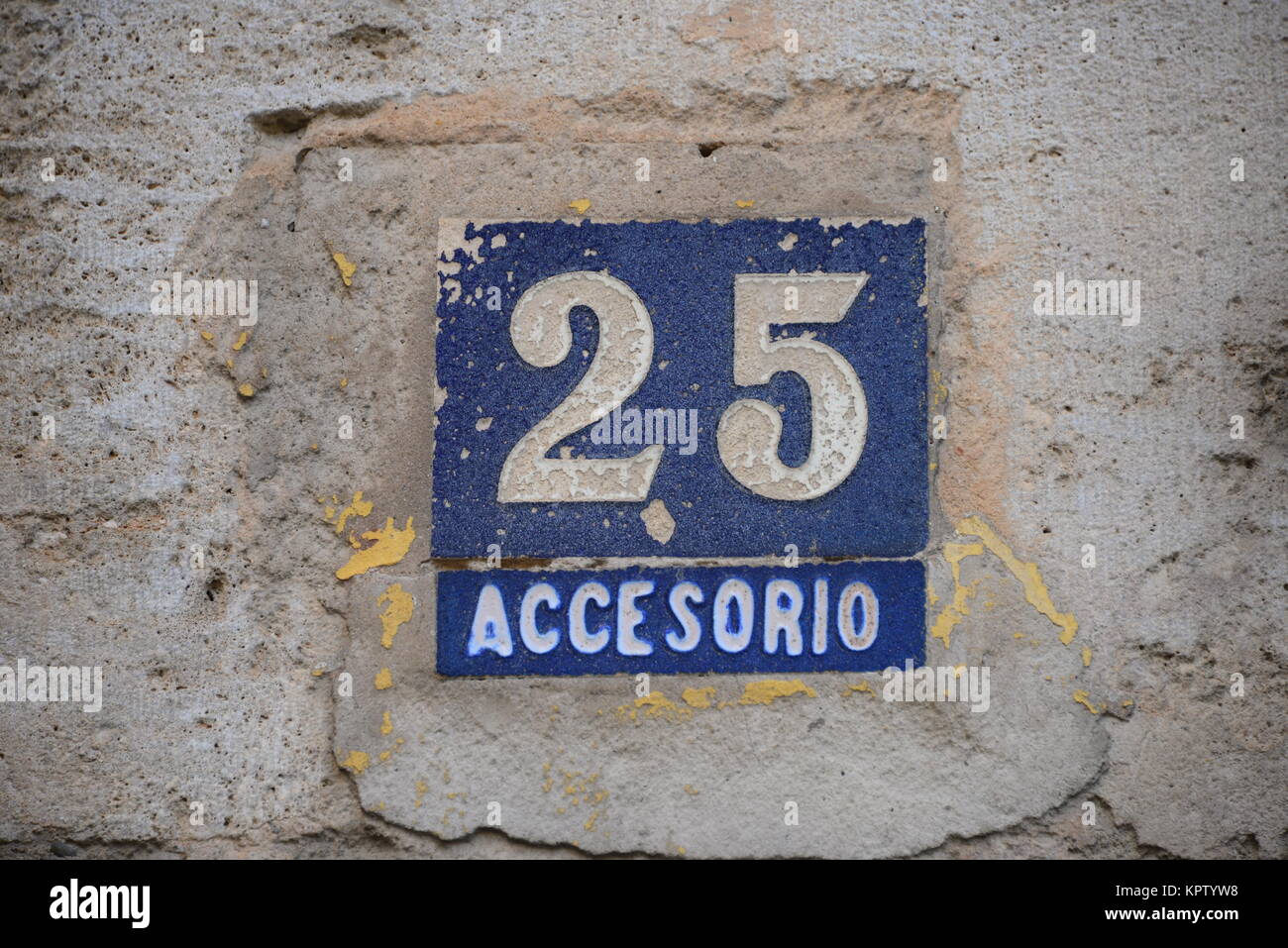 House number 25 hi-res stock photography and images - Alamy