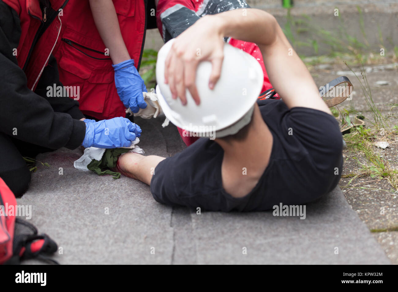 Work accident. First aid training Stock Photo - Alamy