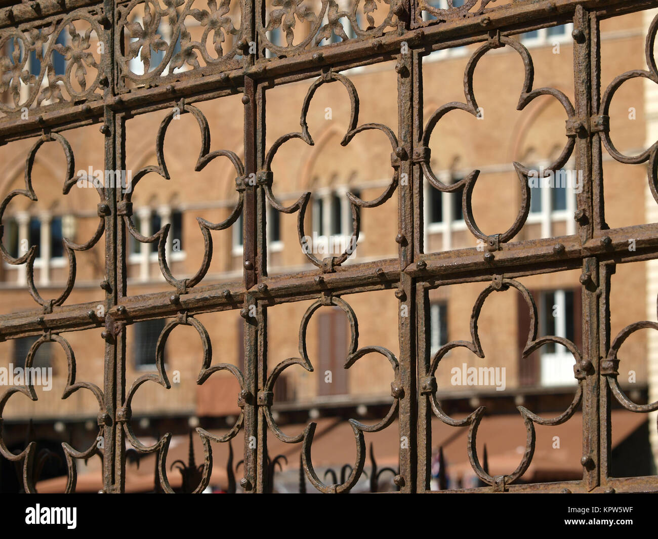 Siena - decorative grating on Piazza del Campo Stock Photo - Alamy