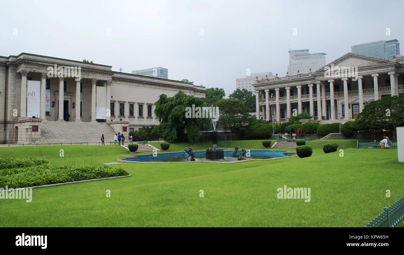 Traditional asian style in architecture, Seoul, Korea Stock Photo - Alamy