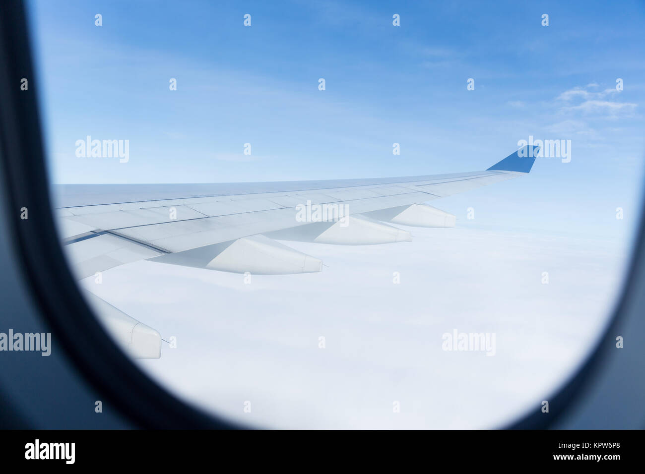 Aircraft window viewpoint hi-res stock photography and images - Alamy