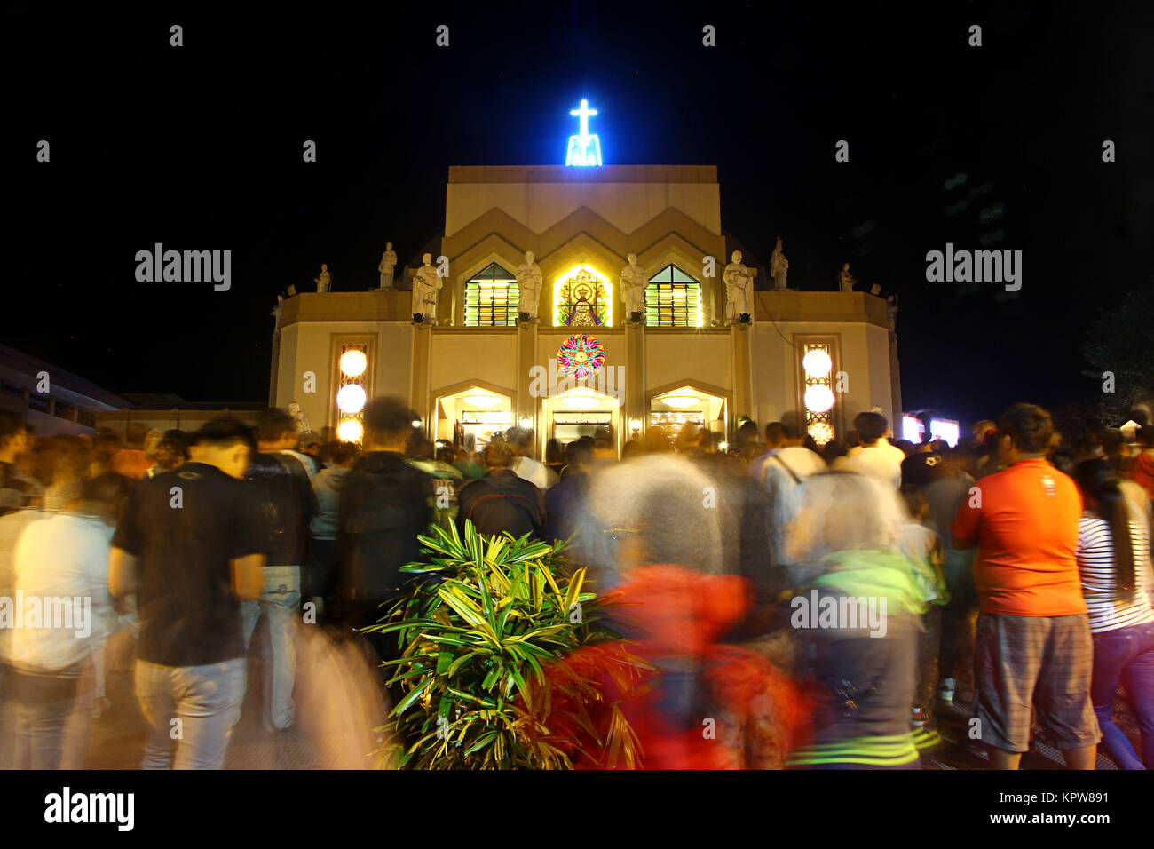 Simbang gabi philippines hi-res stock photography and images - Alamy