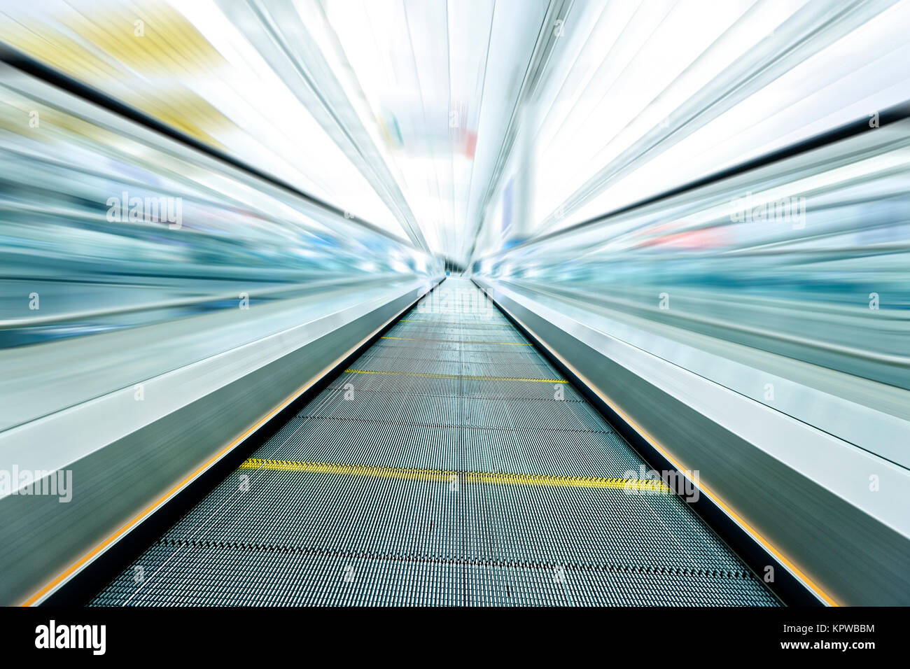 Metro moving walkway hi-res stock photography and images - Alamy