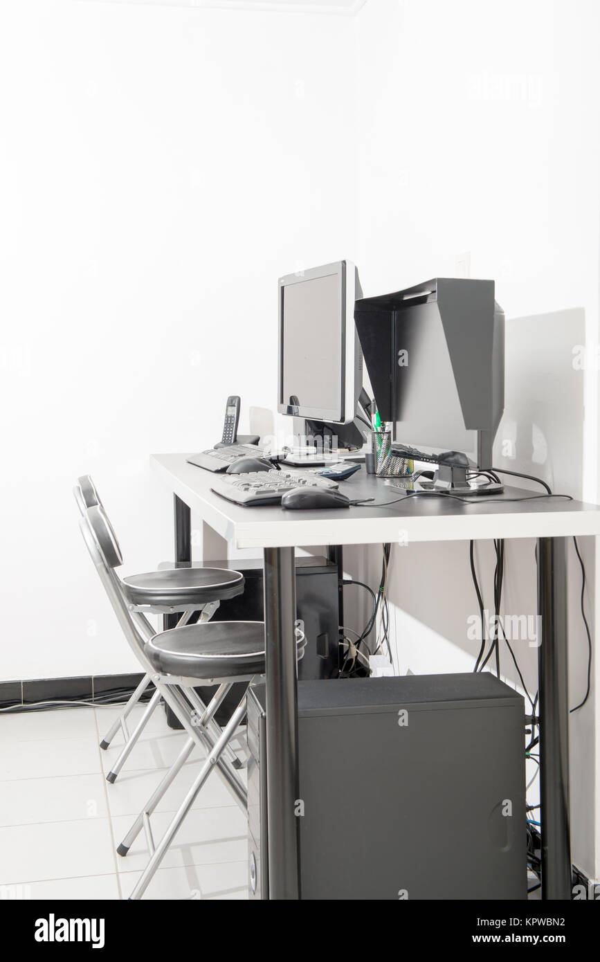 Modern office computers keyboard phone hi-res stock photography and ...