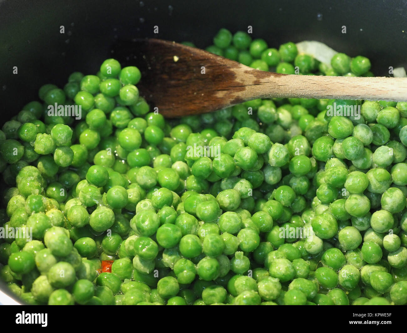 Frozen Peas vegetables Stock Photo - Alamy