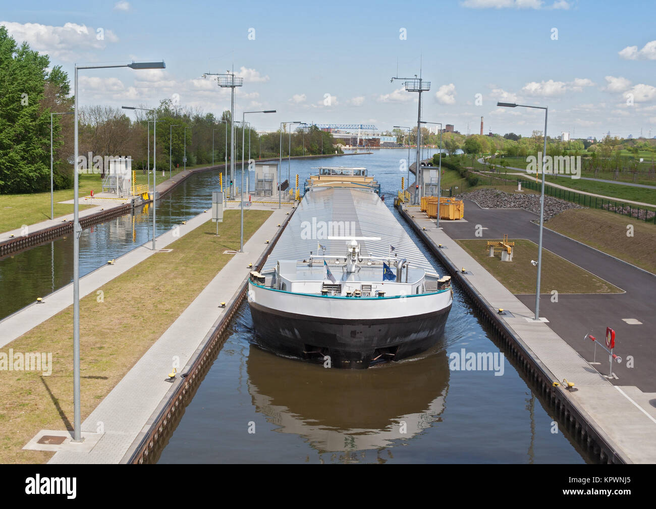 Large Sluice Gate High Resolution Stock Photography and Images - Alamy