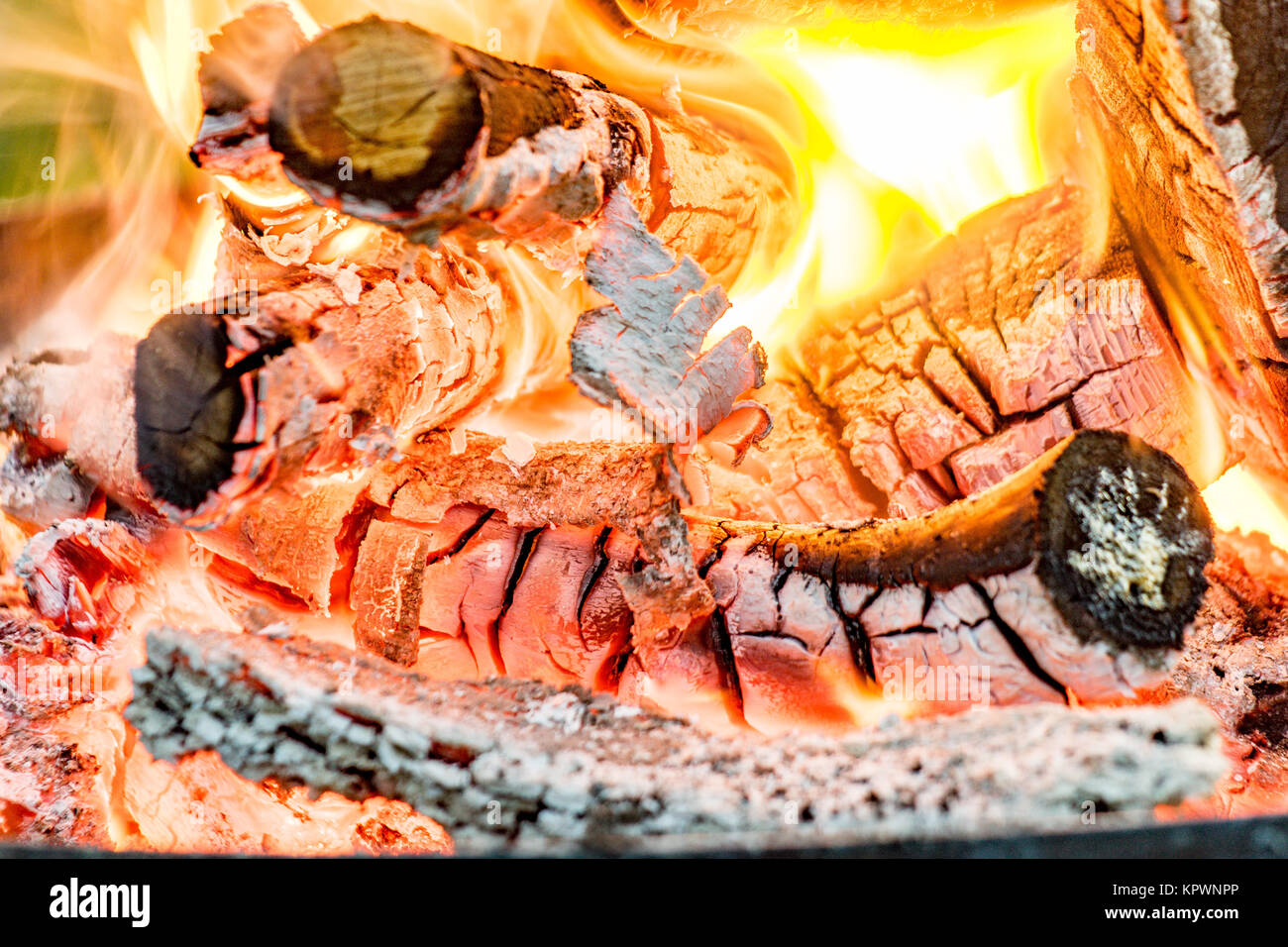 Wood fire -burning embers in close-up Stock Photo - Alamy