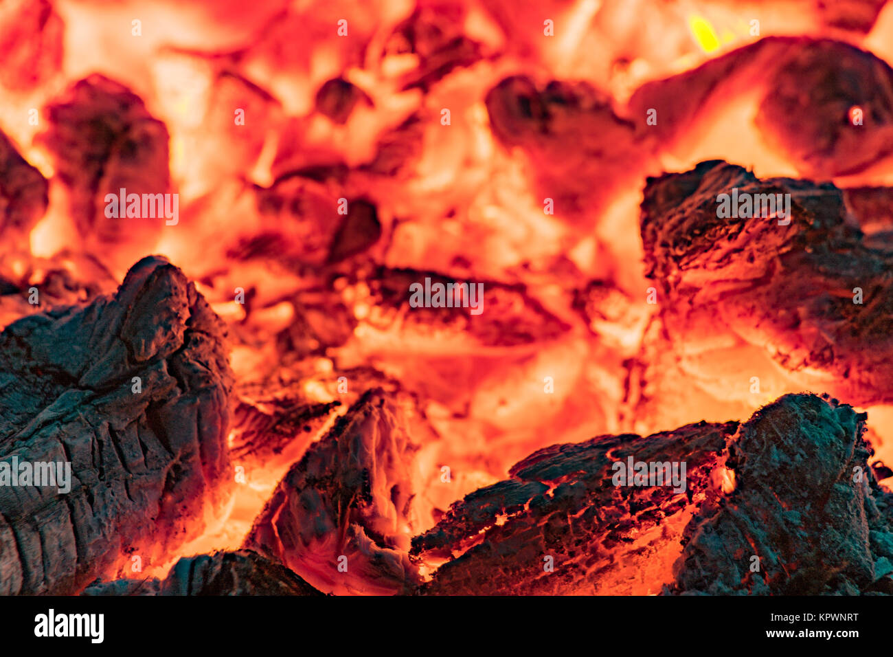 Wood fire -burning embers in close-up Stock Photo - Alamy