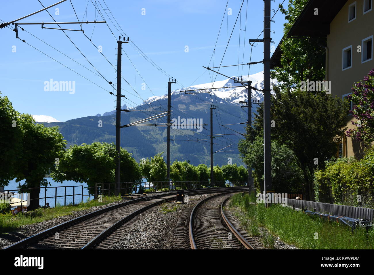 Â railway track,standard gauge,track,railroad,railway,two-lane ... Â railway track,standard gauge,track,railroad,railway,two-lane ...