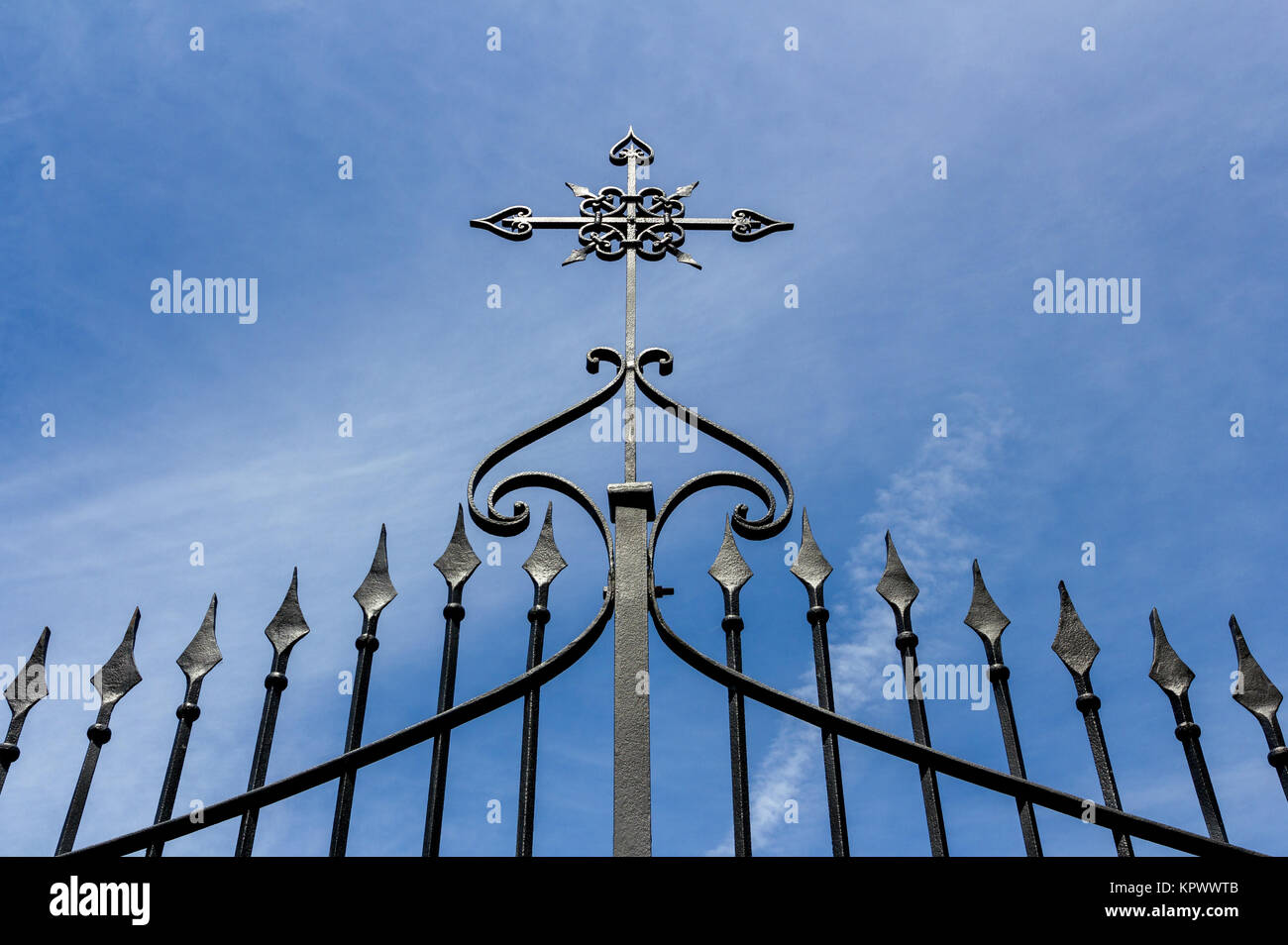 Iron cross fence decorative metal hi-res stock photography and images ...
