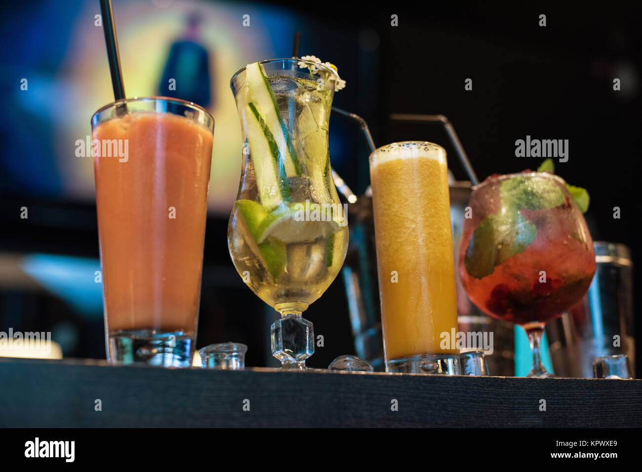 cocktails on bar background Stock Photo - Alamy