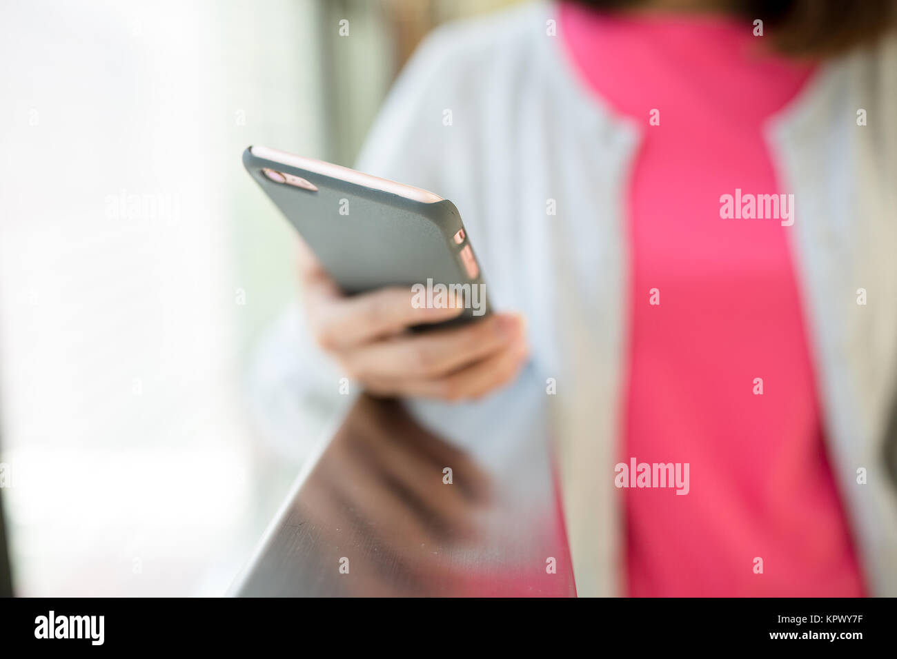 Human hand hold with mobile phone Stock Photo - Alamy