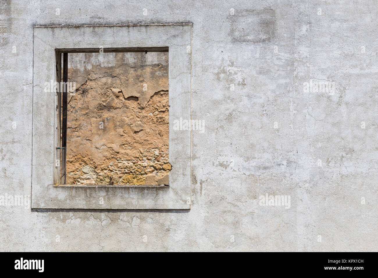 window in wall abandoned house Stock Photo - Alamy