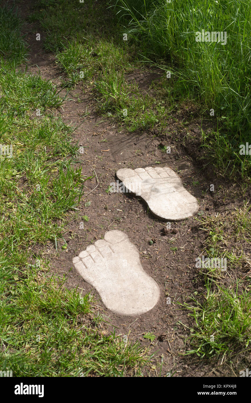 Barefoot footprints and soil hi-res stock photography and images - Alamy