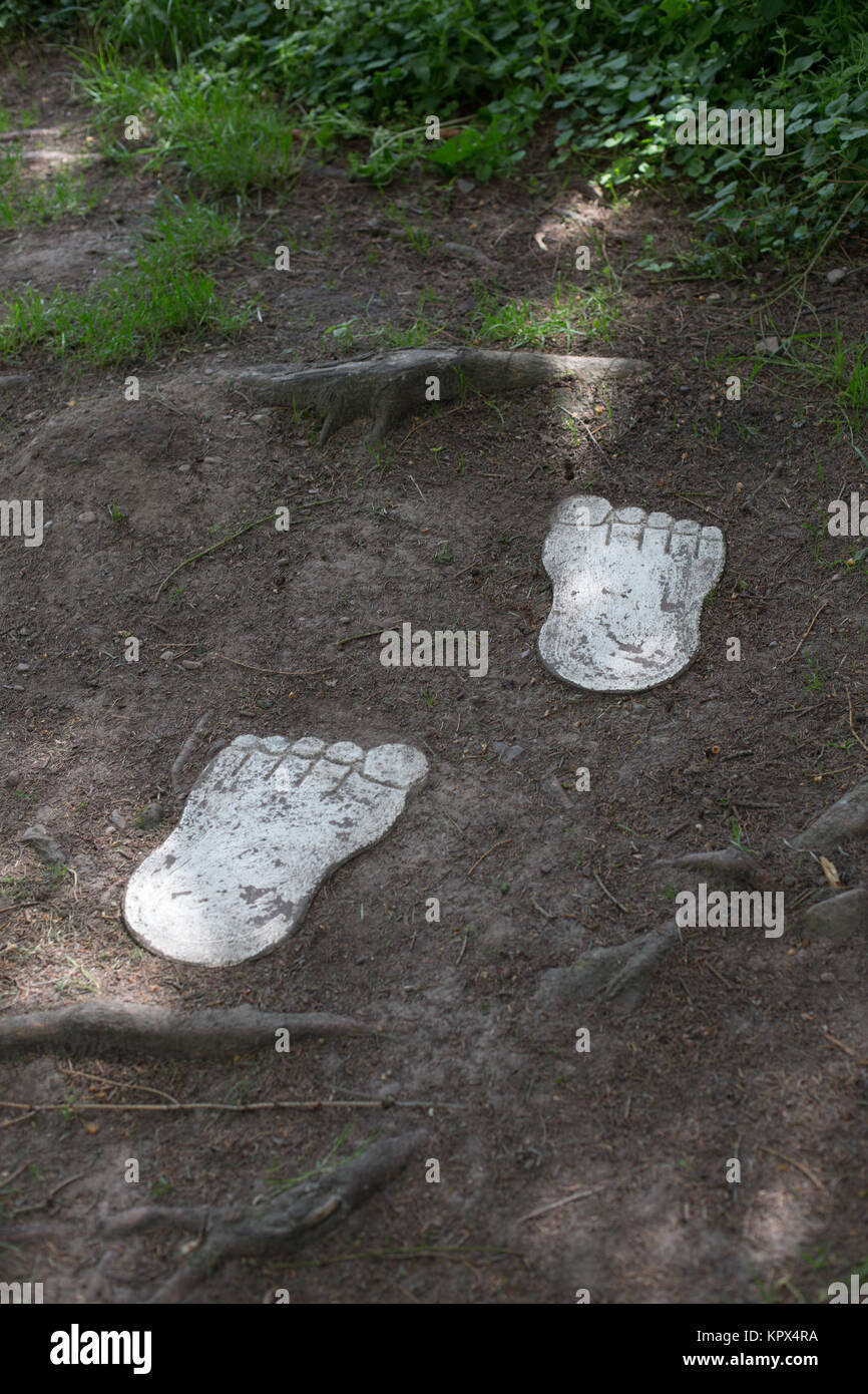 Barefoot footprints and soil hi-res stock photography and images - Alamy