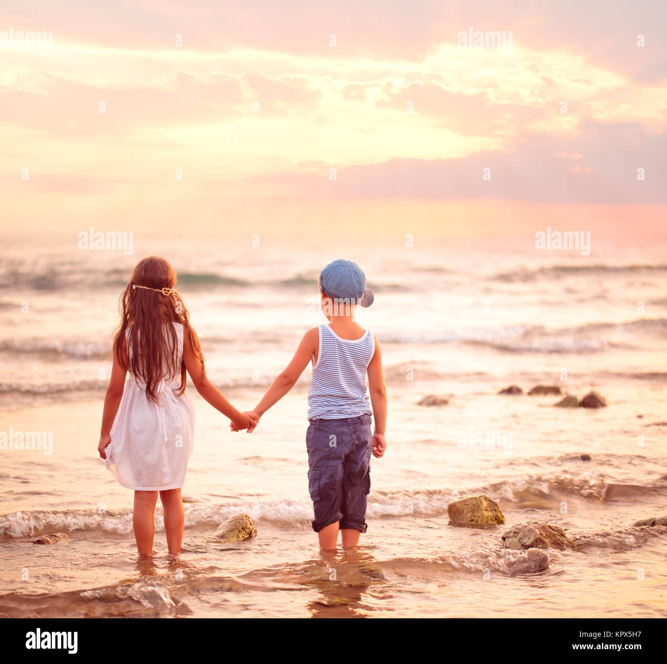 Boy fell sun hi-res stock photography and images - Alamy