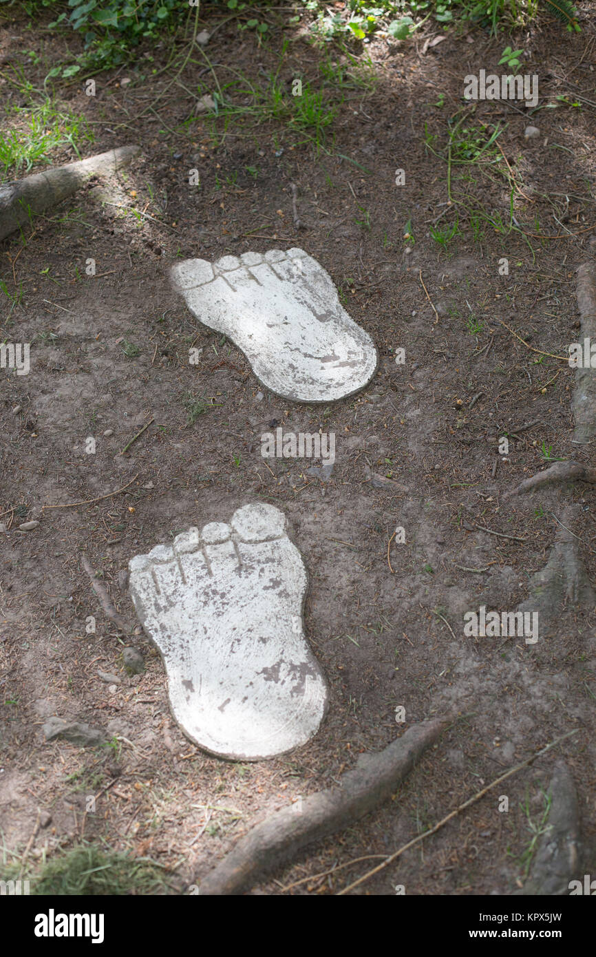 Barefoot footprints and soil hi-res stock photography and images - Alamy
