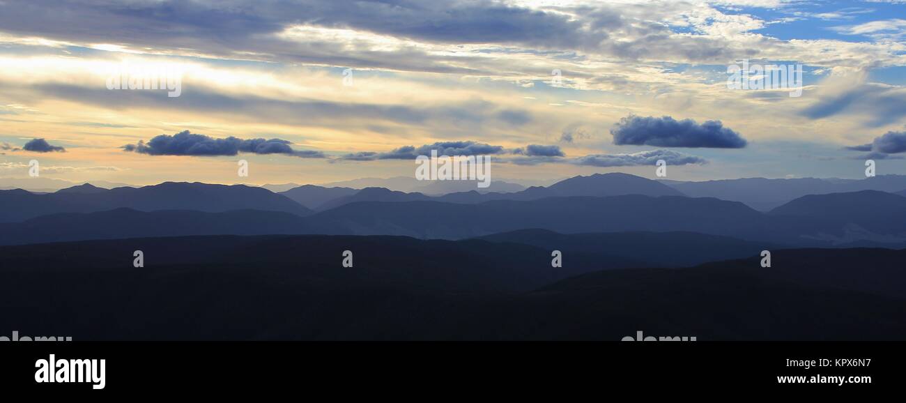 Mountain ranges in the Southern Alps Stock Photo - Alamy