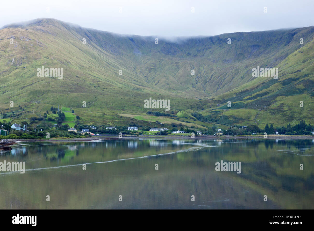 Leenane village hi-res stock photography and images - Alamy