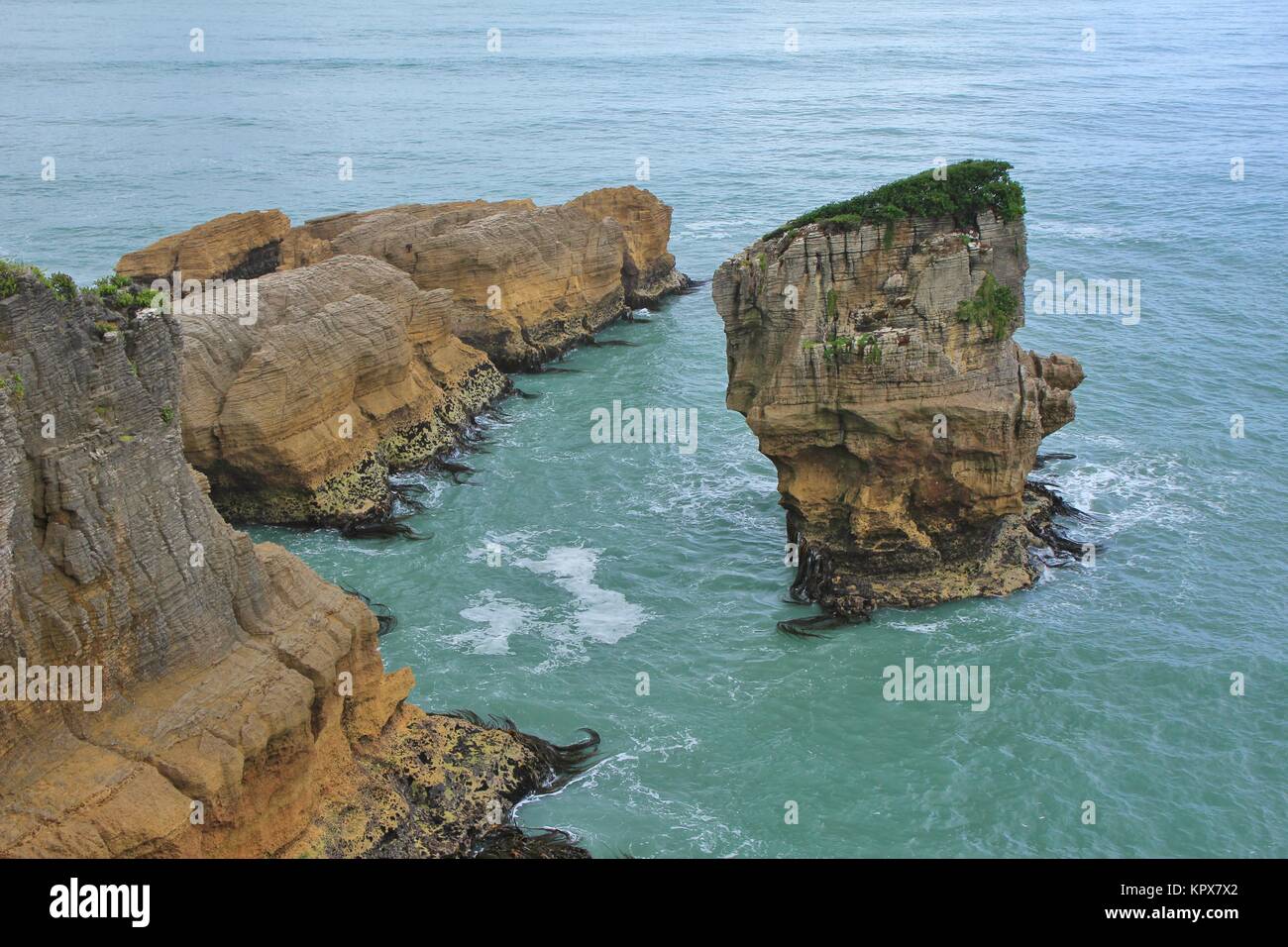 Rocks in Punakaiki Stock Photo - Alamy