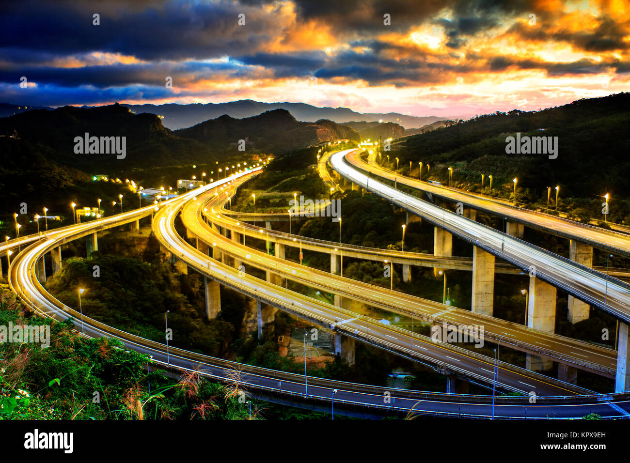 Taiwan highway flyover hi-res stock photography and images - Alamy