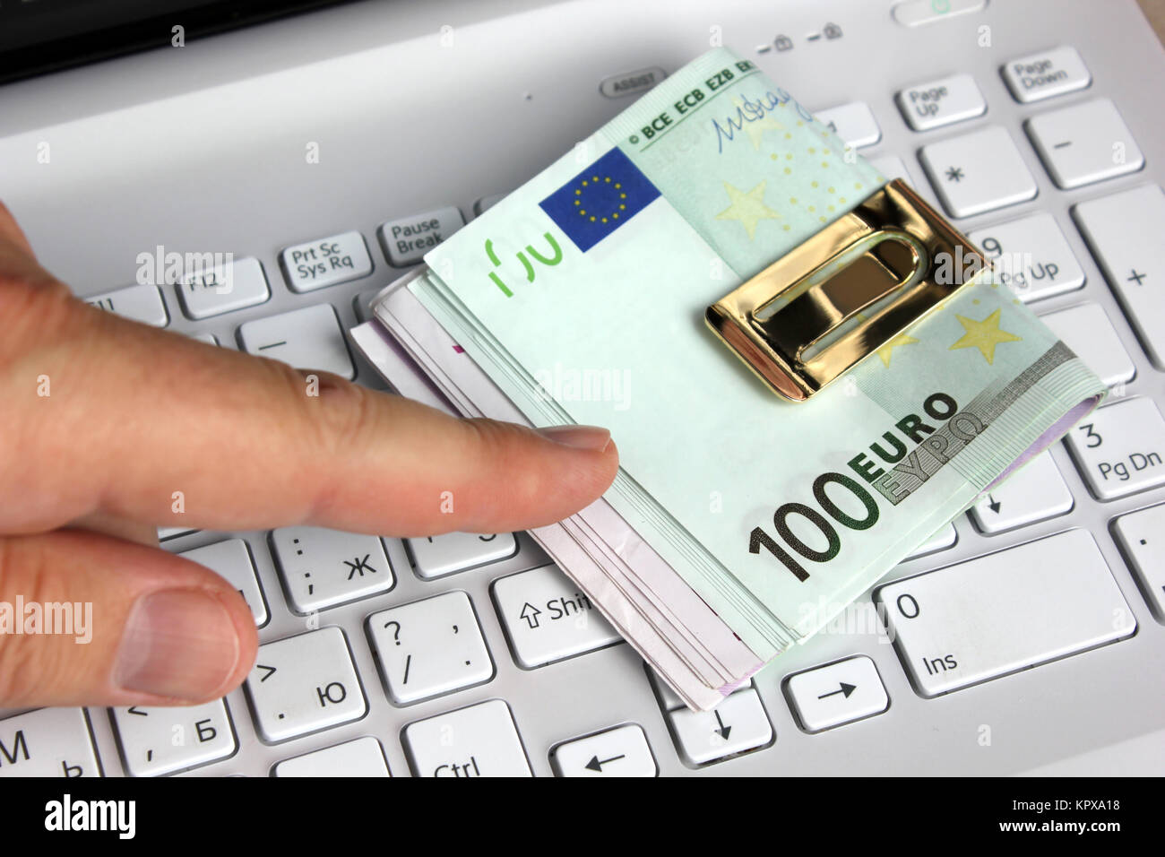 Financing computers hi-res stock photography and images - Alamy