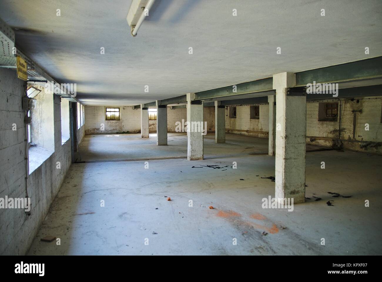 china factory - vacant,abandoned Stock Photo - Alamy