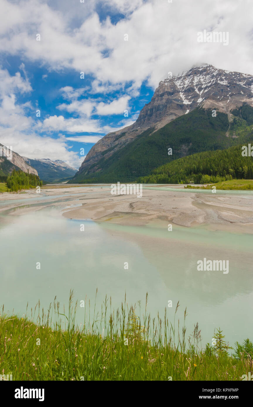 Mount stephen yoho hi-res stock photography and images - Alamy