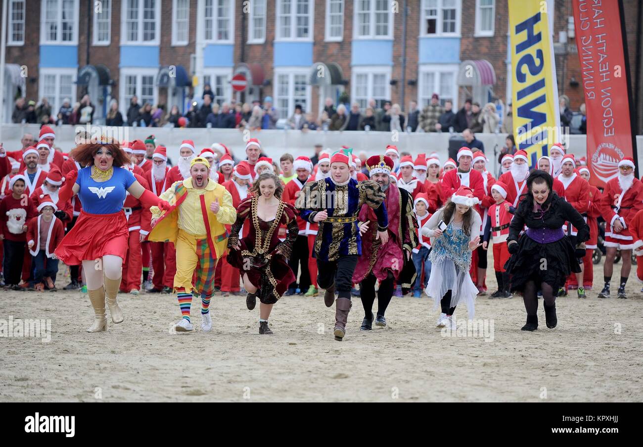Chase the pudding weymouth beach hi-res stock photography and images ...