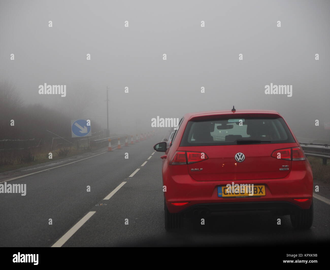 Detling Hill, Maidstone, Kent, UK. 17th Dec, 2017. UK Weather: thick ...