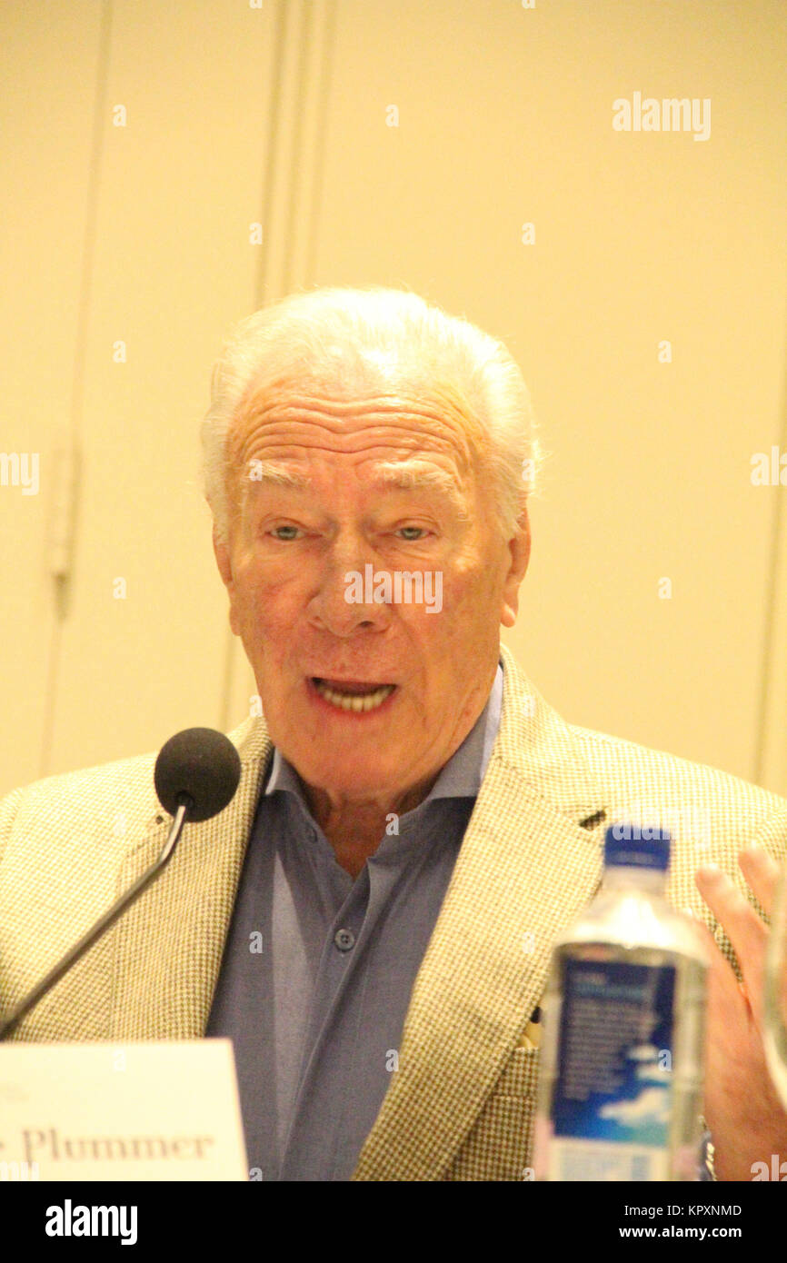 Christopher Plummer 12/16/2017 "All The Money in The World" Photocall ...