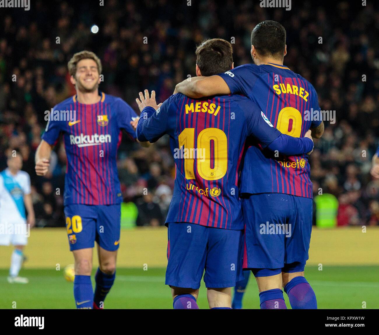 Barcelona, Spain. 17th Dec, 2017. FC Barcelona's Lionel Messi (C) and ...