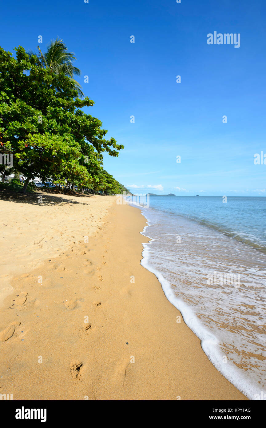 View of scenic Trinity Beach, a popular Northern Beaches suburb of ...