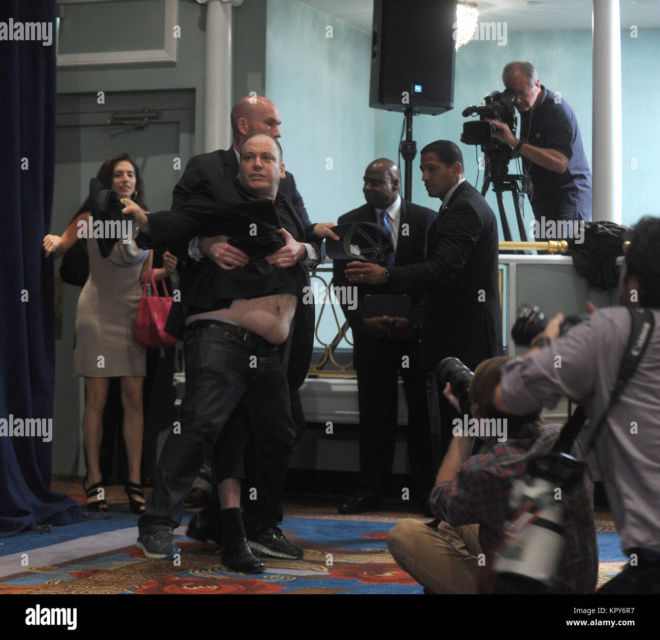 NEW YORK, NY - SEPTEMBER 19: National Football League commissioner ...