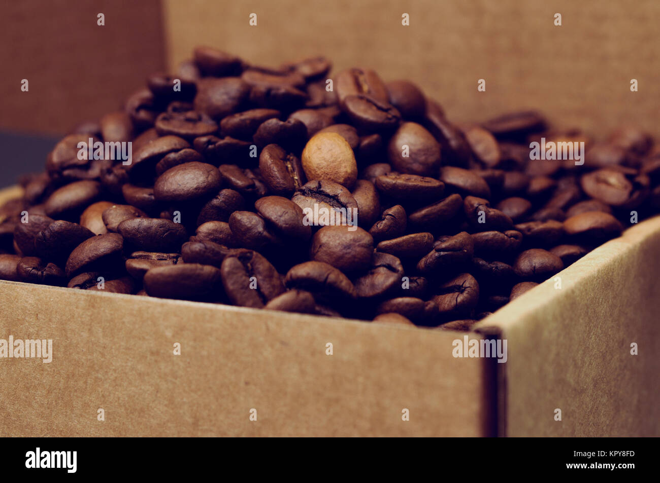 coffee beans in box Stock Photo - Alamy