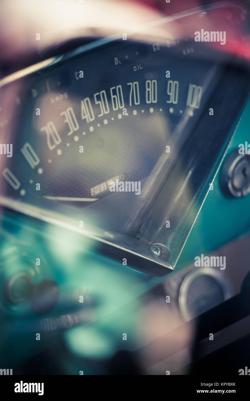 Retro car dashboard Stock Photo - Alamy