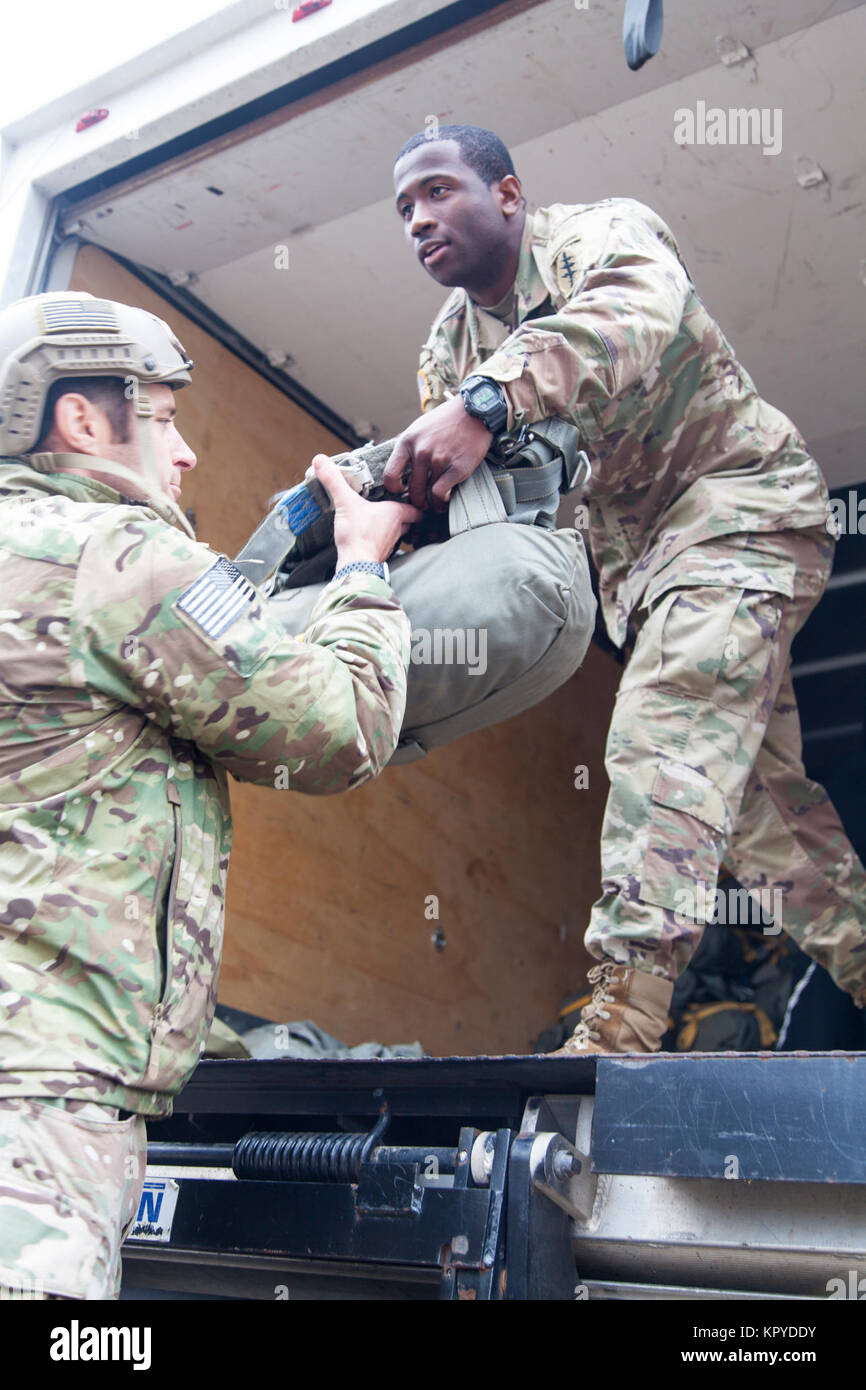 U S Army Rigger Stock Photos & U S Army Rigger Stock Images - Alamy