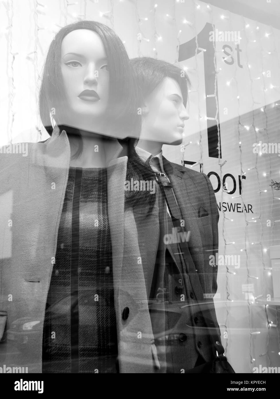 Shop window manikin Black and White Stock Photos & Images - Alamy