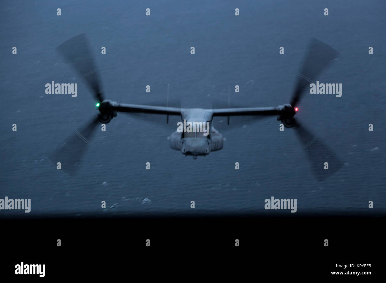 A MV-22B Osprey with Marine Medium Tiltrotor Squadron (VMM) 162 ...