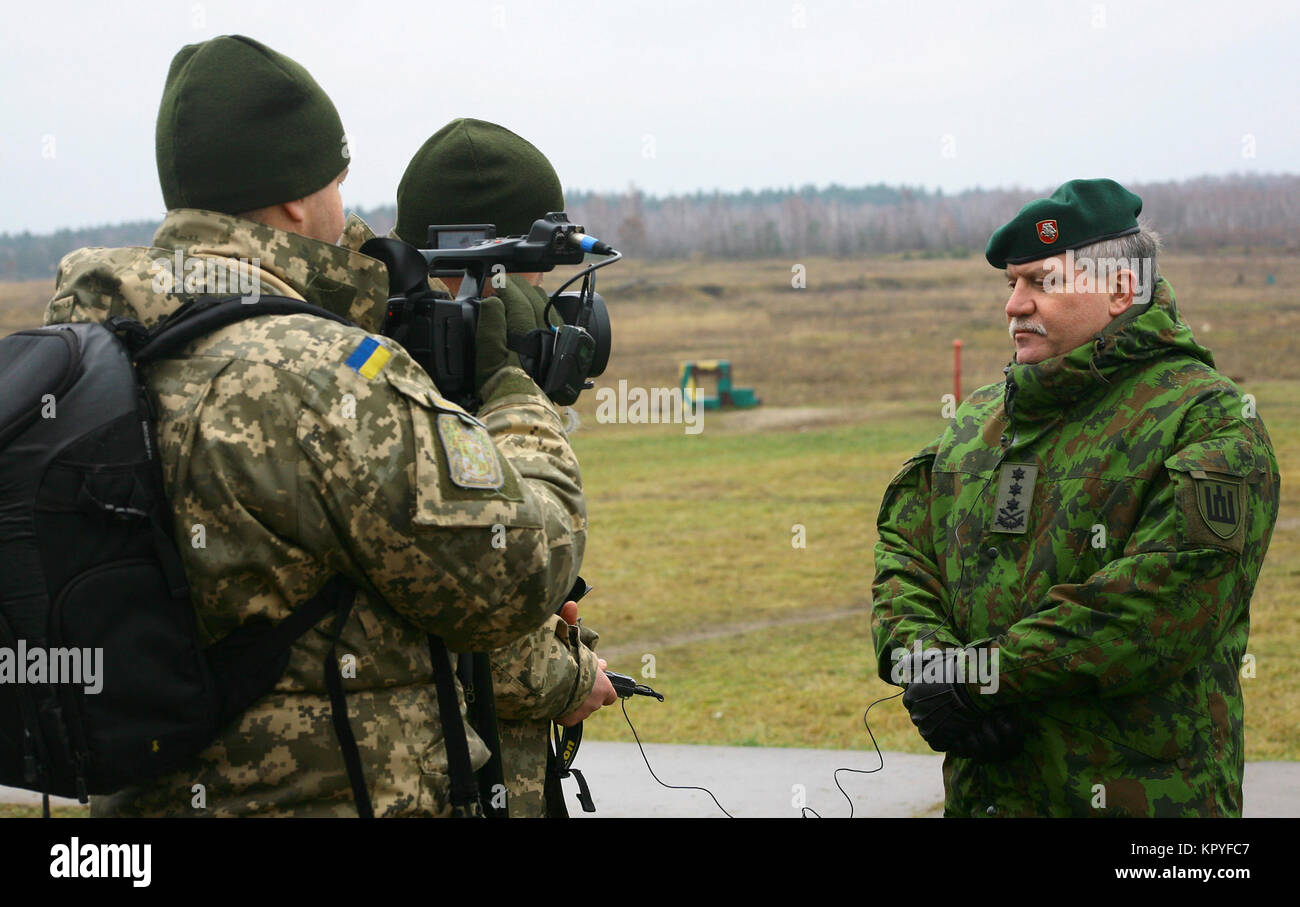Ukrainian air force officers hi-res stock photography and images - Alamy