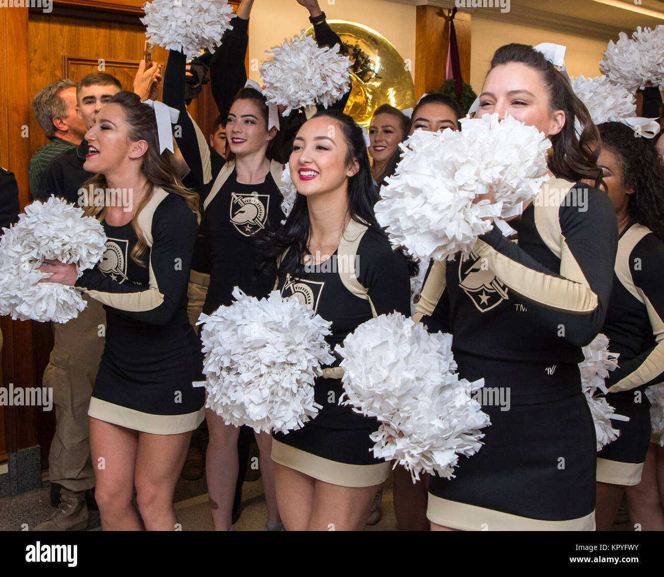 Secretary of Defense James N. Mattis cheers on the U.S. Army football ...