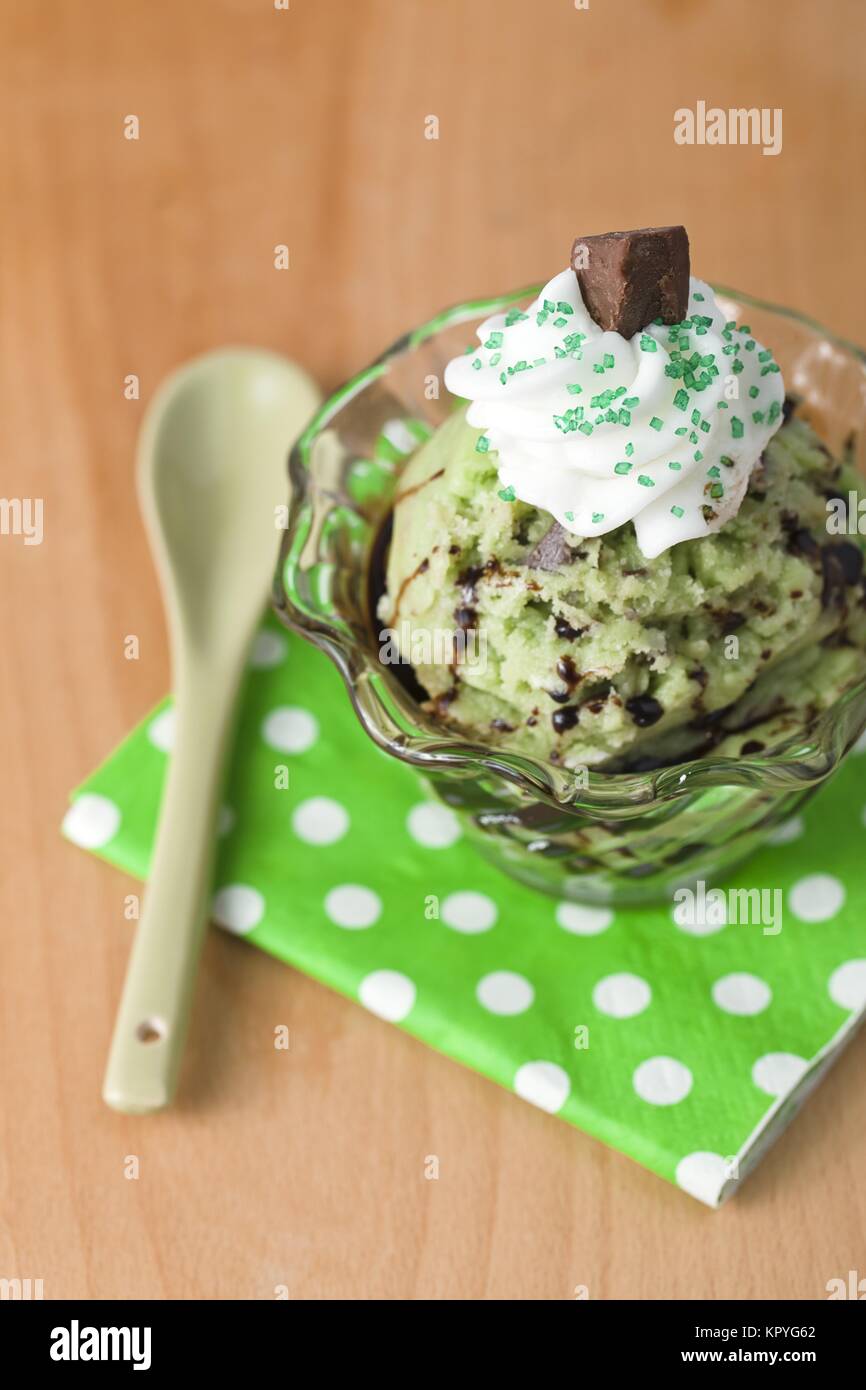 Choco chip ice cream hi-res stock photography and images - Alamy