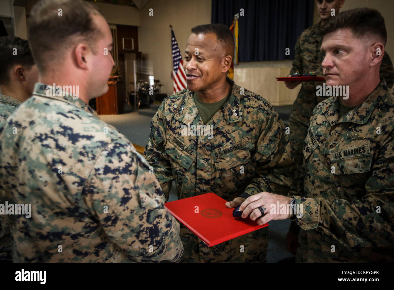 Maj. Gen. Craig Timberlake (center), commanding general, 3rd Marine ...