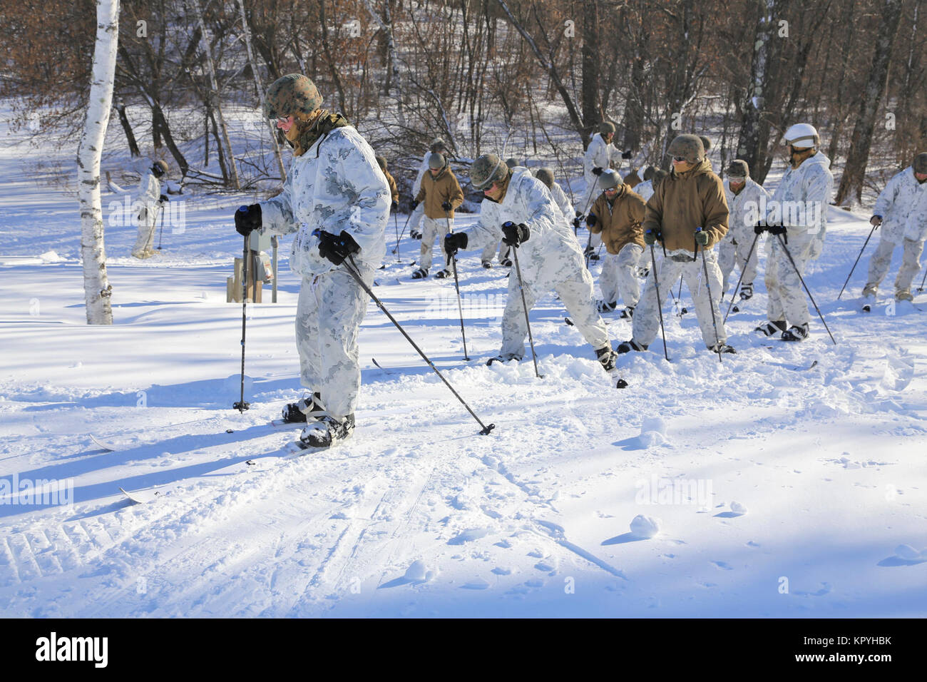 Students in the Fort McCoy Cold-Weather Operations Course 18-01 -- all ...