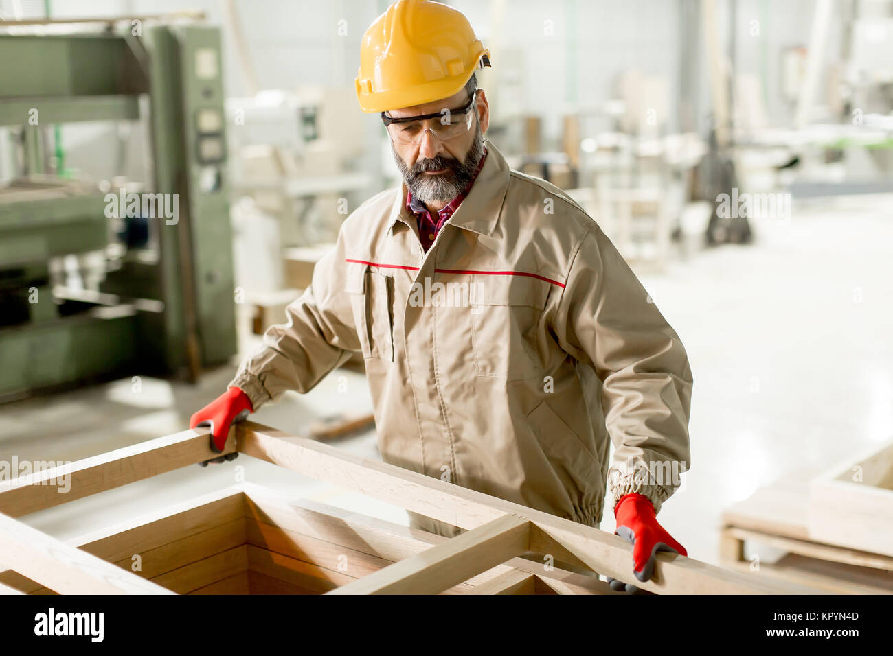 Middle aged worker hi-res stock photography and images - Alamy