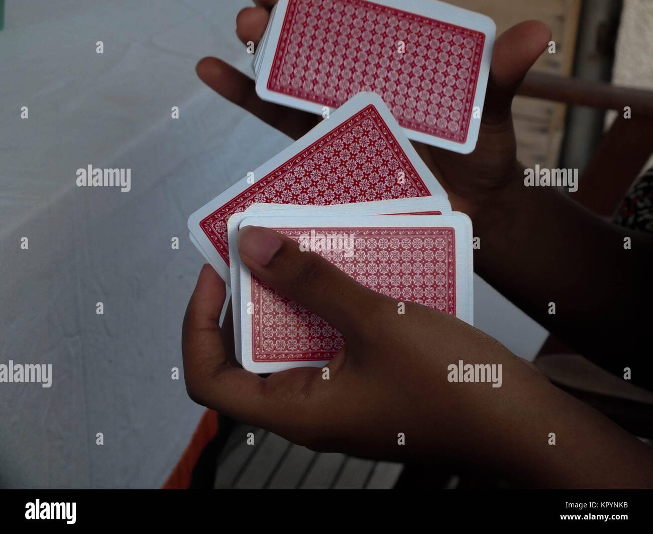 Deck shuffling hi-res stock photography and images - Alamy